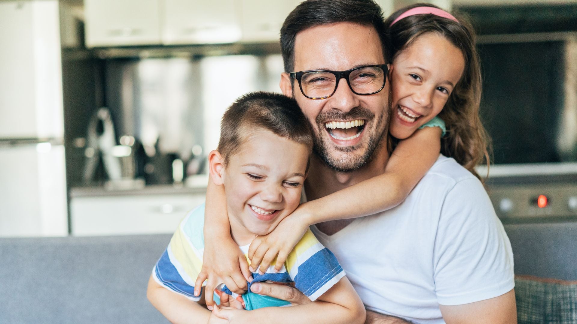 The Impact of Fathers on Children's Relationships – Lattooland